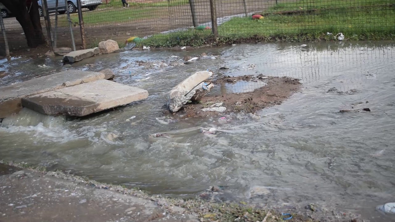 WATCH: Sewage overflow shuts down Mpendulo Public Primary School - The Rep