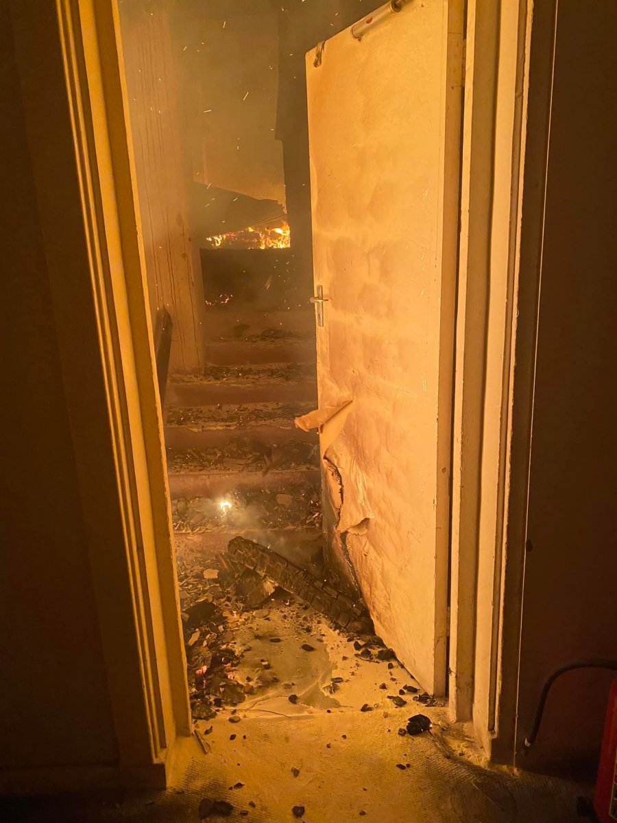 BREAKING NEWS| Komani Town Hall gutted by fire - The Rep